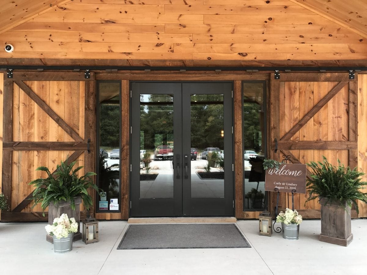 Decorating the Venue Makes Your Event a Standout - Country Lane Lodge